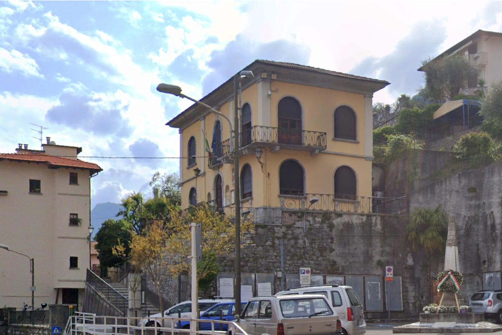 Town Hall of Sala Comacina - Sala Comacina - myLakeComo.co